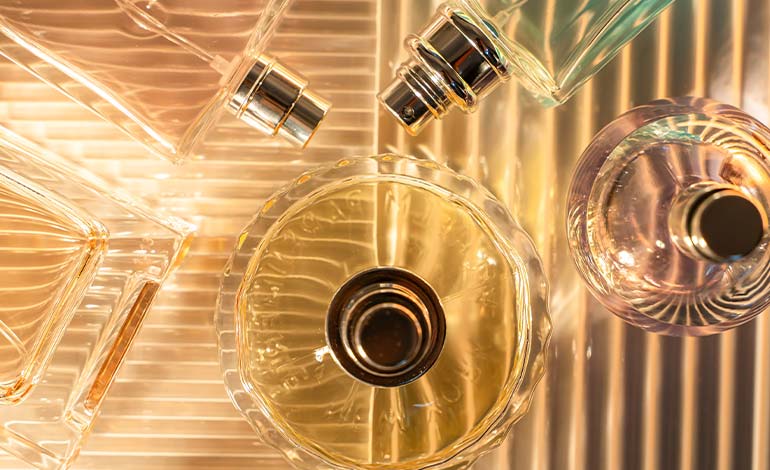 Why Consider Dubai for Private Label Perfume Manufacturing